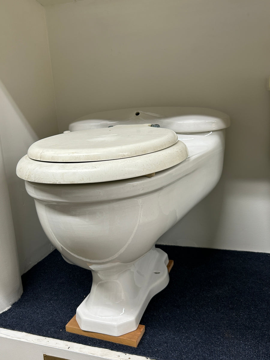 Case ‘1000’ Toilet - White – Pasadena Architectural Salvage