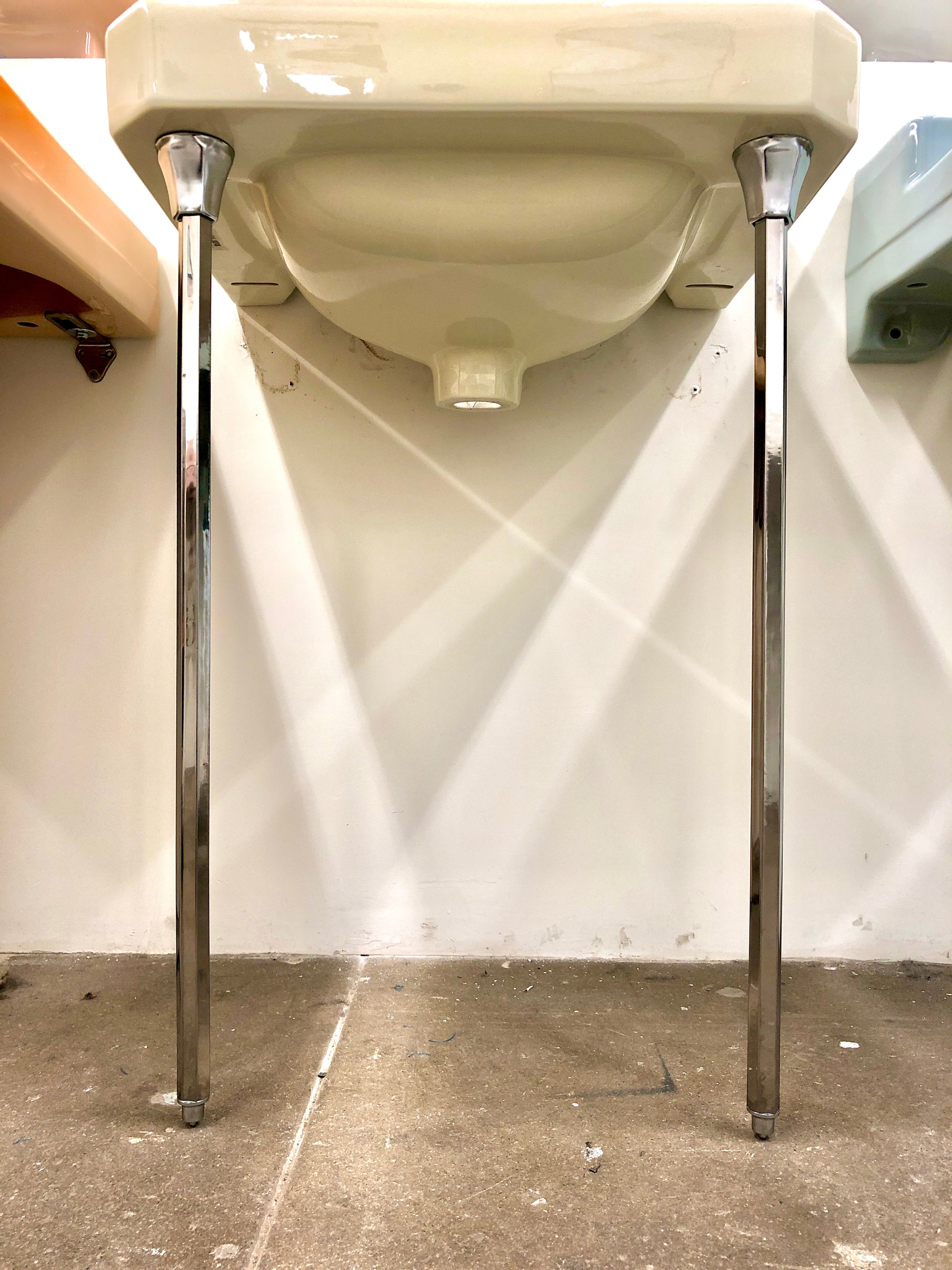 (PLMB-50) Sink Leg Set, for Wall-Mount Sinks - Pasadena Architectural ...